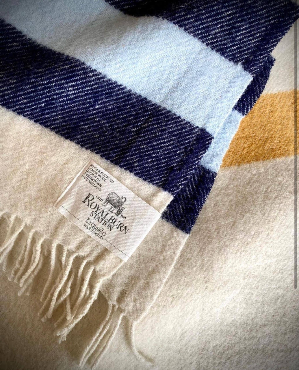 Exquisite Wool Traders | NZ Wool Blankets, Throws, Scarfs & Knitwear